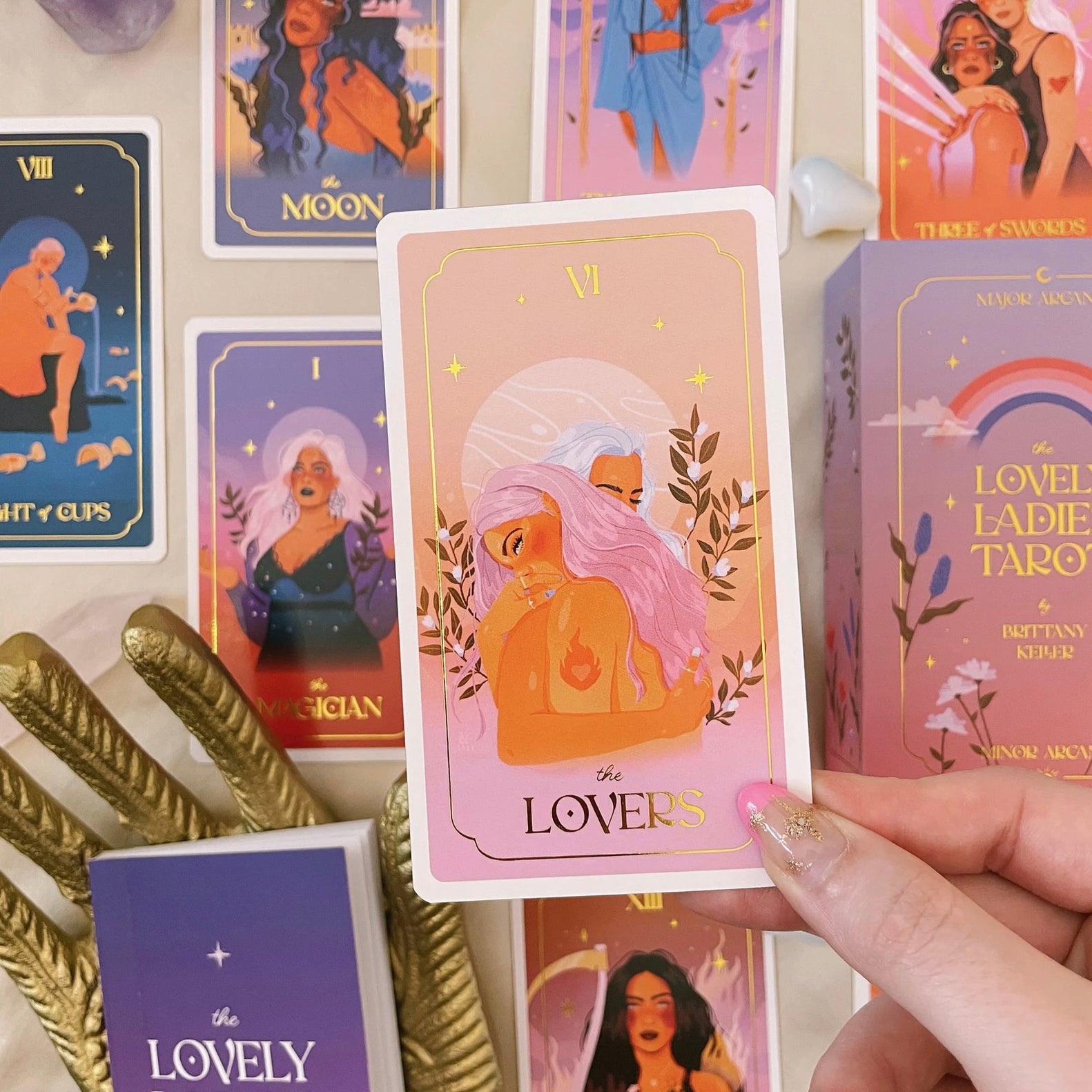 Lovely Ladies Tarot Deck– M O O N A U R A